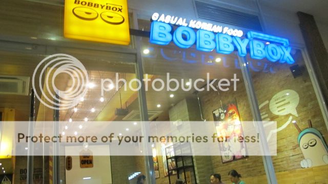 Bobby Box | Viand Magiliw.